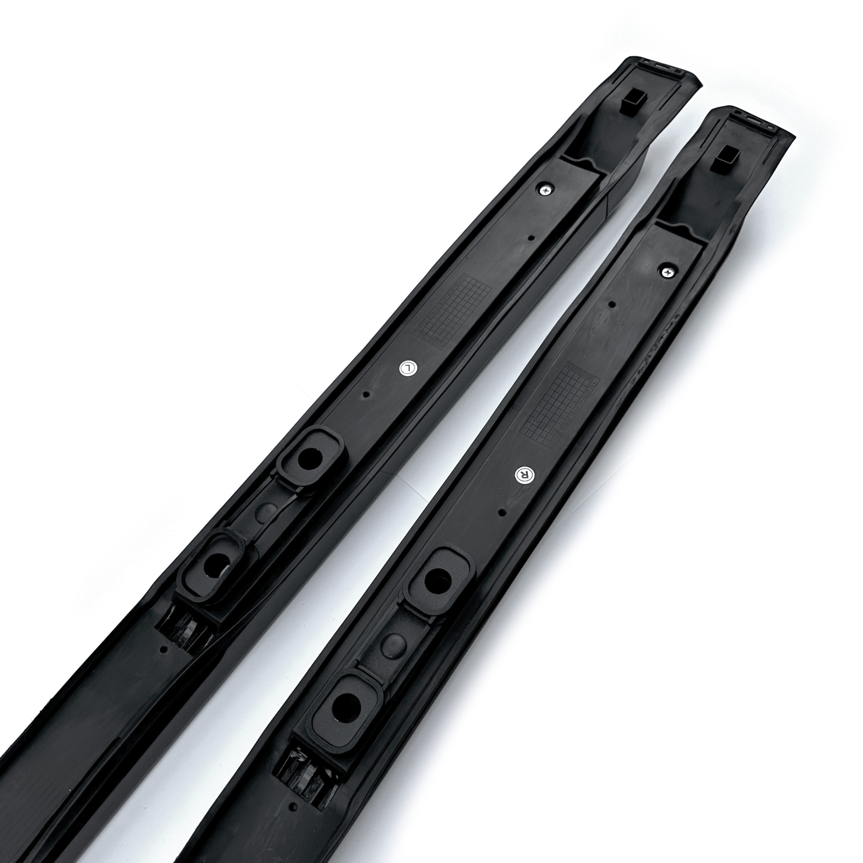 L663 Defender 110 Roof Rails in Gloss Black - shop.sixonetwo.co.uk